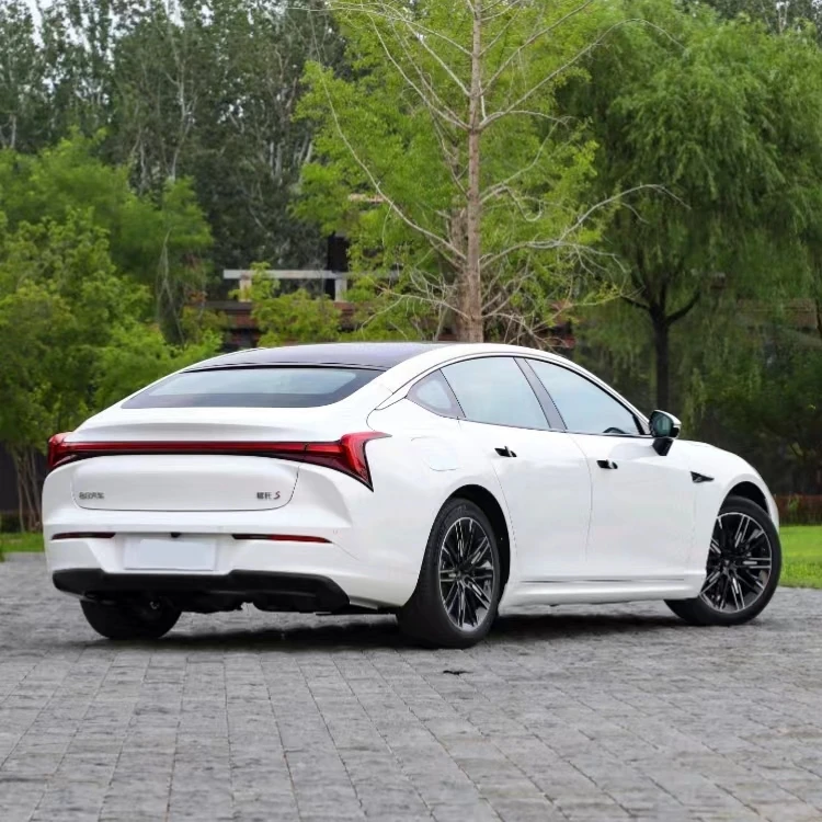 Luxury Fast Automobile Neta S 715km High Speed Sedan Sport Electric Car ...