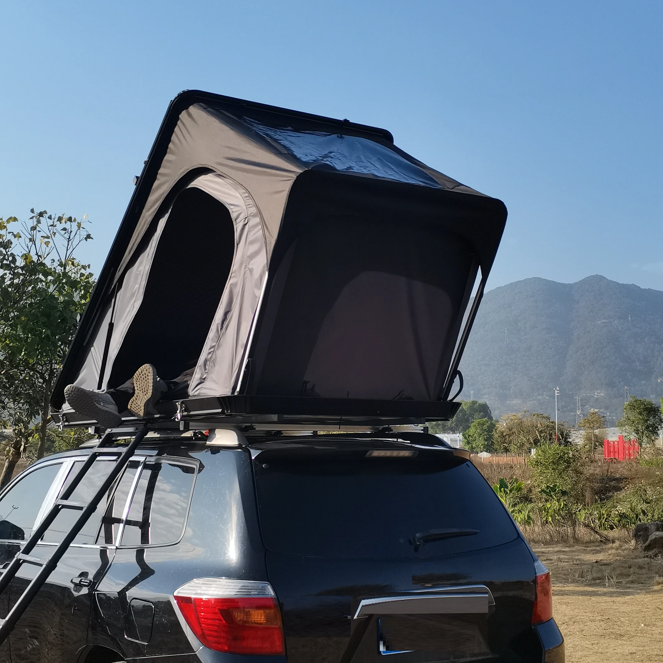 Aluminium Triangle Shell Camping Suv Car Rooftop Tent Hard Shell Cover ...