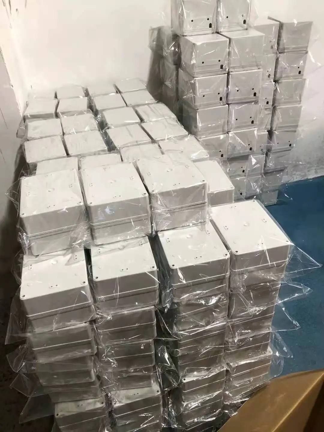 Plastic Ip65 Pcb Enclosure Plastic Electronic Waterproof Junction Box ...