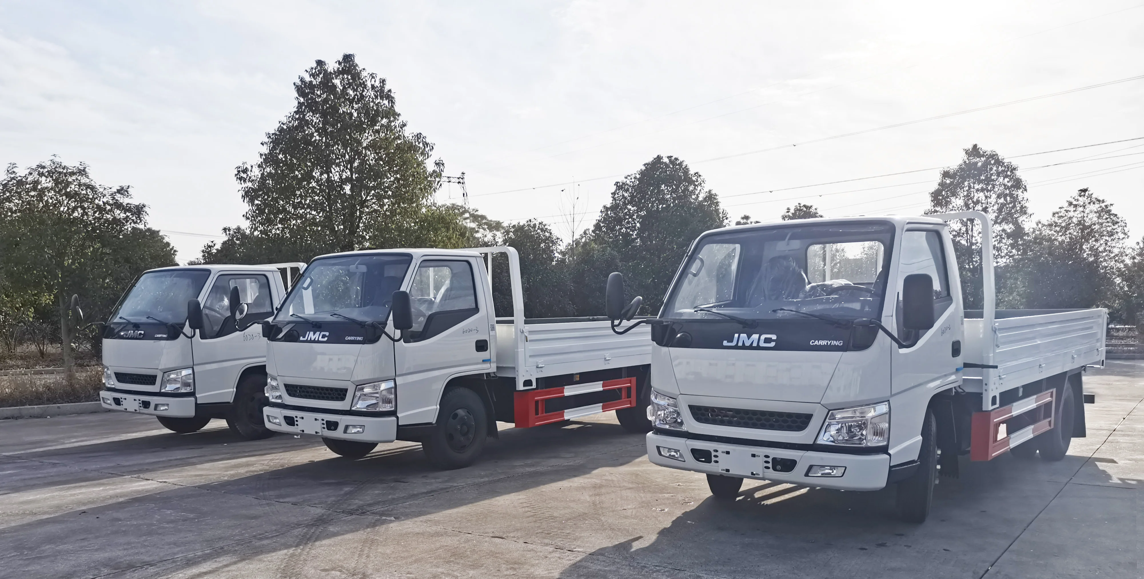 JMC 5ton Mini Diesel Light Cargo Truck - Versatile & Durable