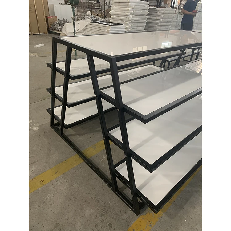 Clothes Shop Counters & Clothing Display Tables for Garment Retail ...