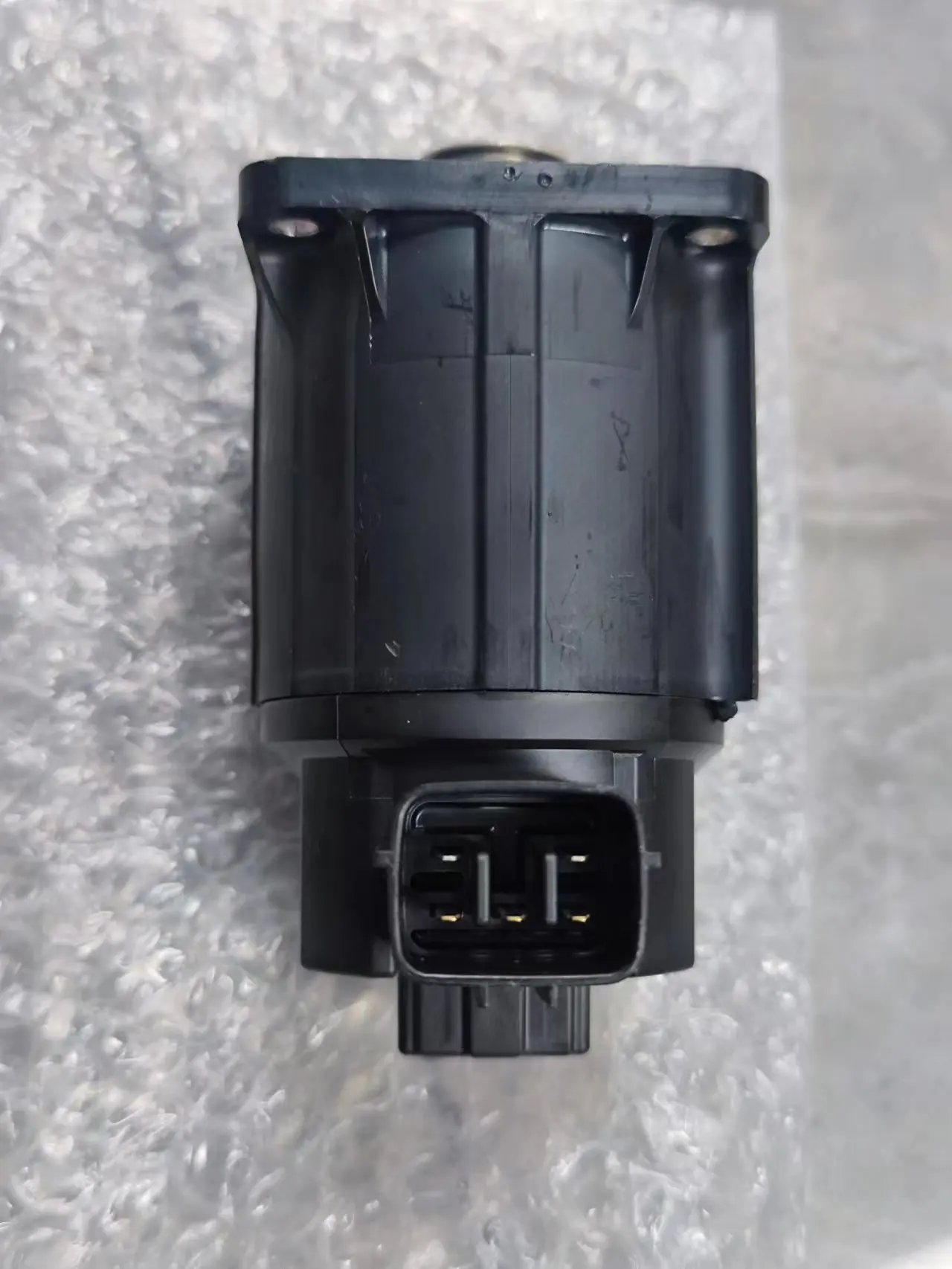 High Quality Auto Engine Parts EGR Valve for Mitsubishi Isuzu D-Max ...