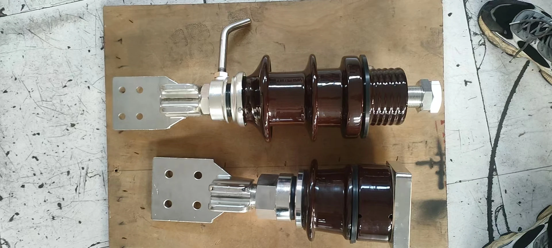 DIN 42530 42531 42532 Standard Transformer Bushing Assembly