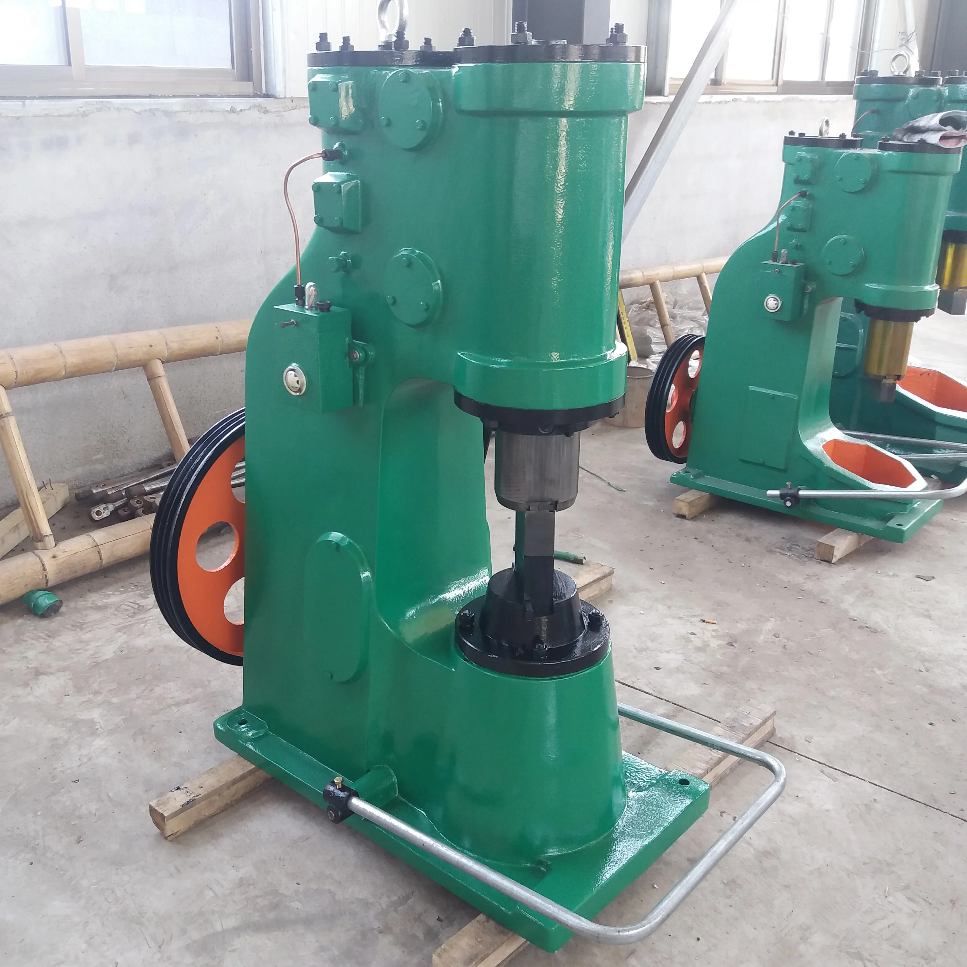 C41-40KG Automatic Pneumatic Power Hammer for Blacksmithing - OEM