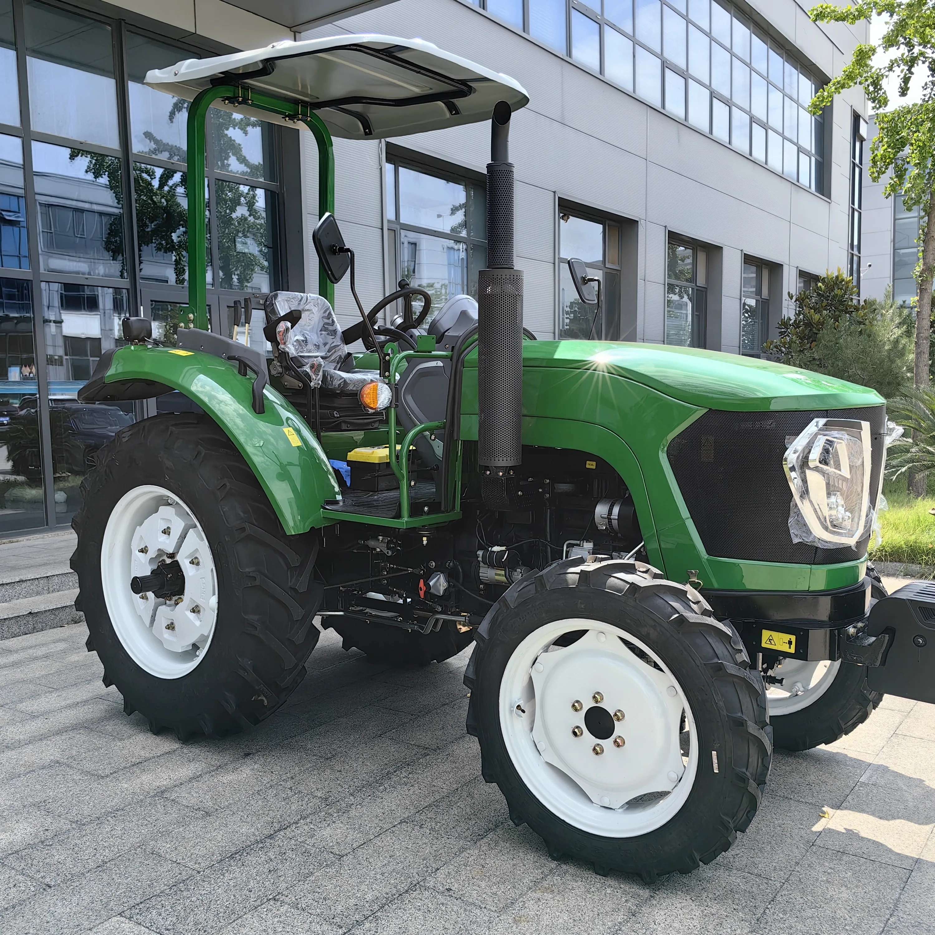 80hp 4WD Chinese Big TB Chassis Tractor for Sale - High Productivity