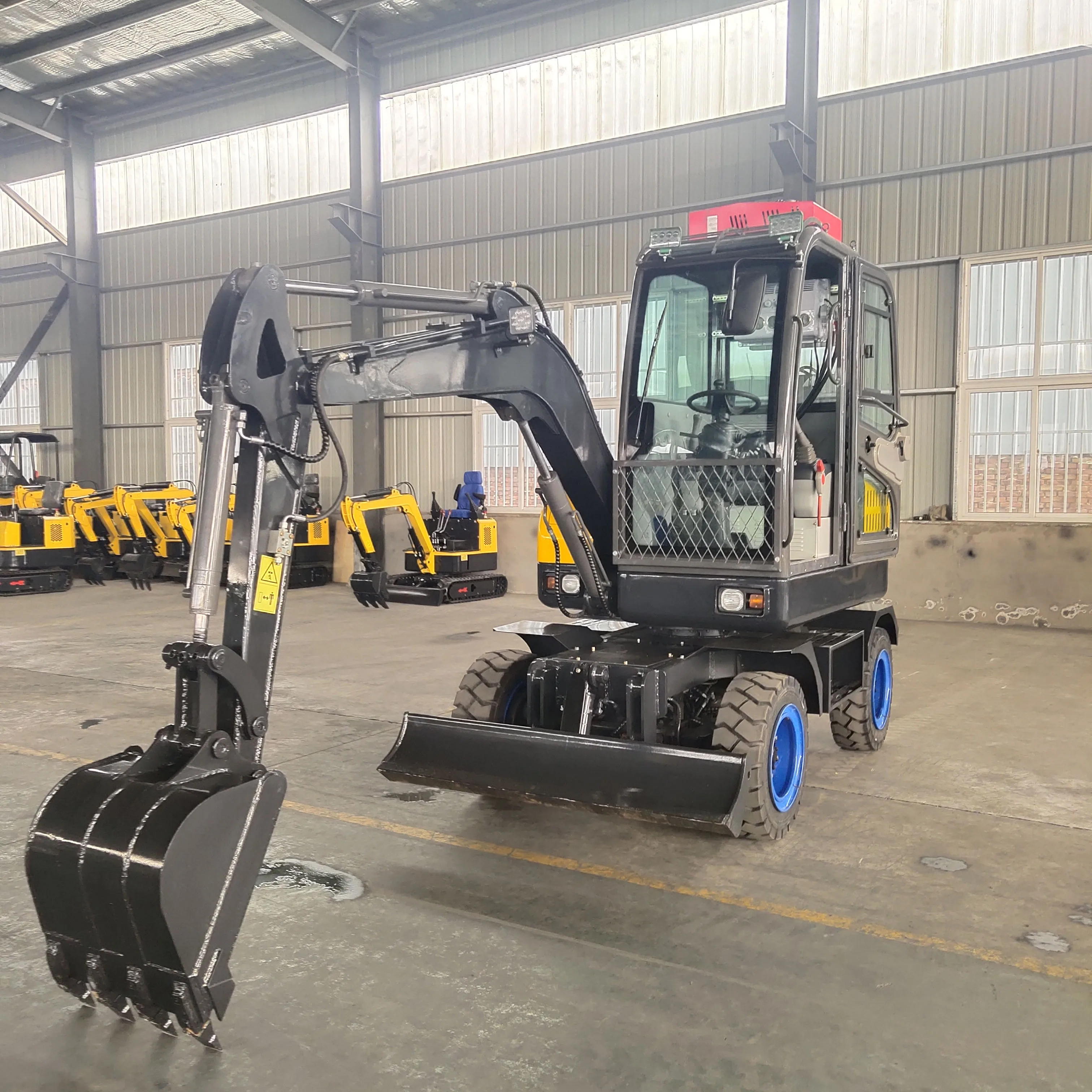 4ton Heavy Equipments Wheel Excavator - Buy Excavator Flail Mower Mini ...