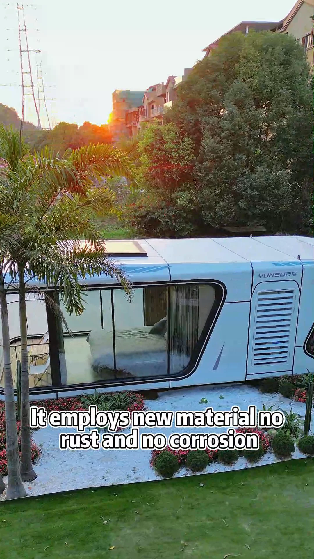 Luxury Modern Outdoor Portable Mobile Glamping Space Capsule Resort ...