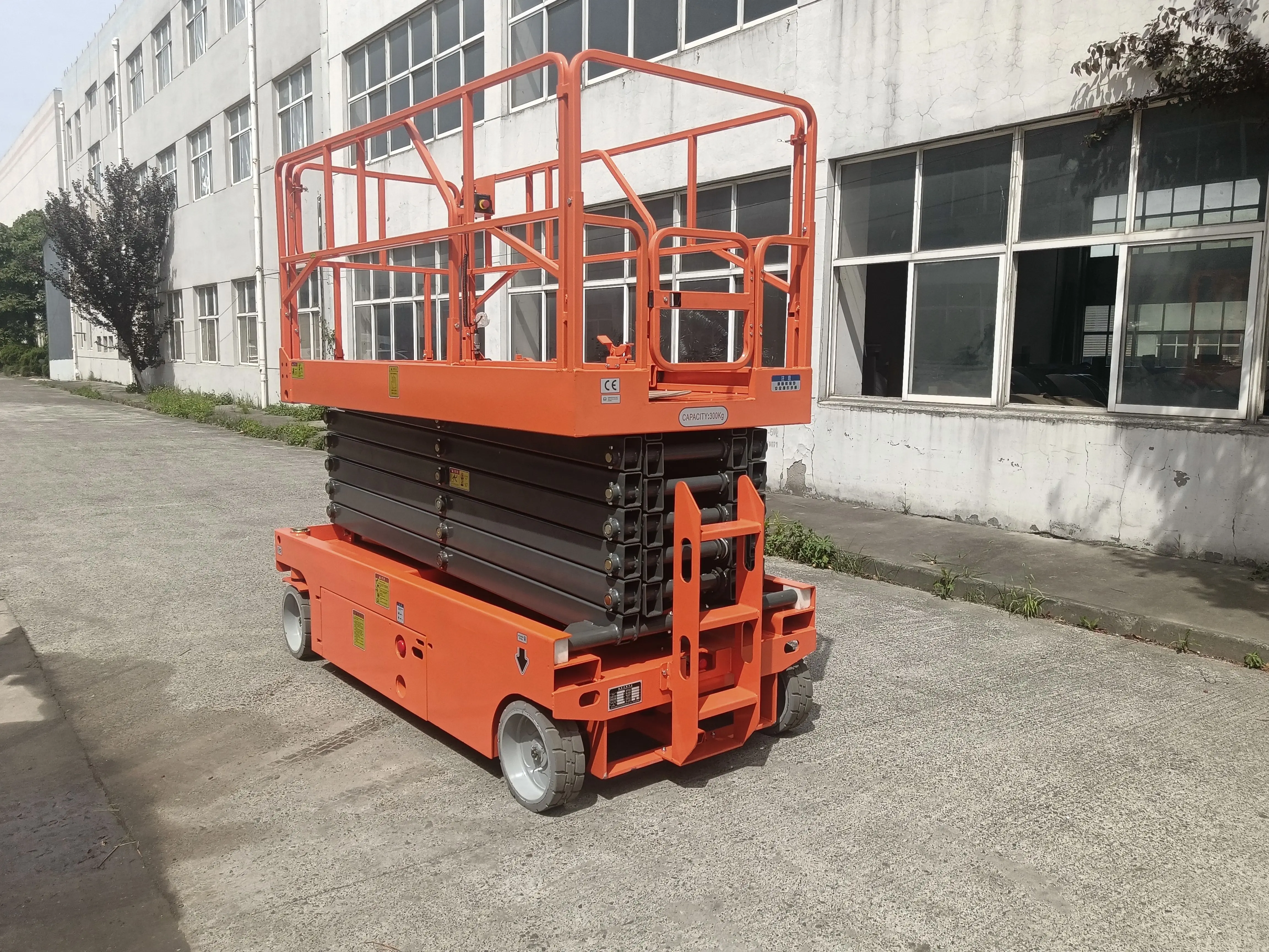 Everlift Self Propelled Work Platform Full Electric Scissor Lift 6m 8m ...