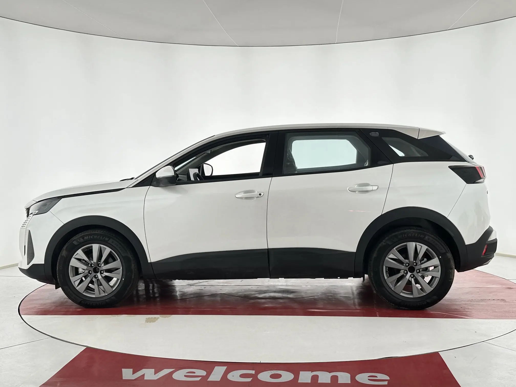 Guazi Ready for Export Peugeot 4008 Gasoline 1.6 SUV Used Car FWD 5 ...