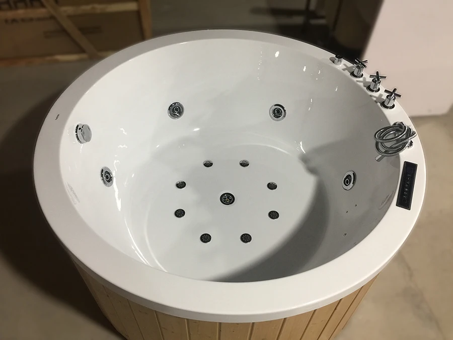 Luxury Outdoor Spa Whirlpool Massage Jets - Safe & Easy
