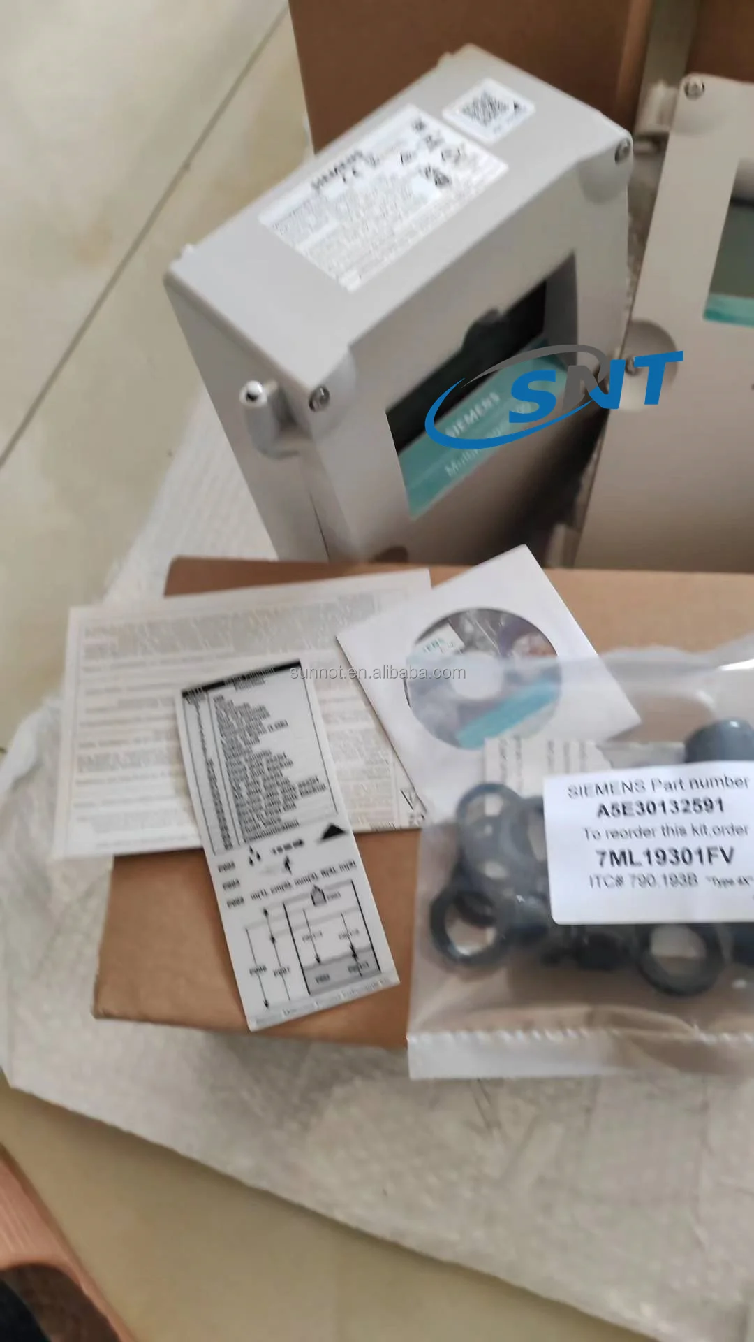 SIEMENS MULTIRANGER 100/200 ULTRASONIC LEVEL MONITOR 7ML5033-1AA00-3A