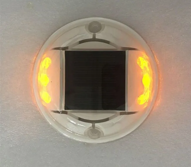 Round Plastic Raised Marker Road Stud Led Solar Blinker Light - Buy Led ...