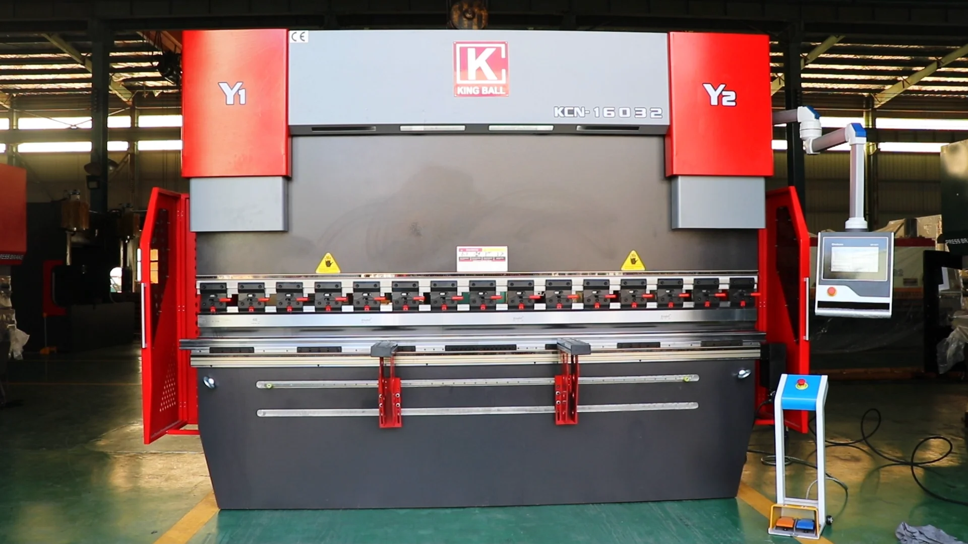 Paslanmaz Celik Levha Wc67k Da53t 200t 3200 Abkant Bukme Makinesi 1.5 Metre Cnc Automatic Press ...