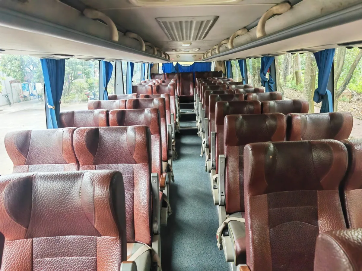 Hot Sale Used Buses 49 Seats Golden Dragon Lhd/rhd Steering Diesel ...