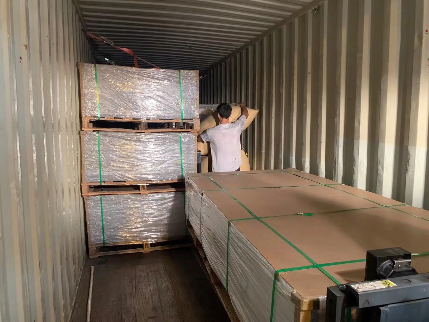 Plexiglass Texture - Clear Acrylic Sheet with Rainforest Pattern