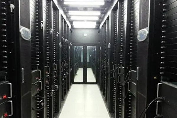 Inrow Precision Air Conditioner: Computer Room Air Cooling Solution