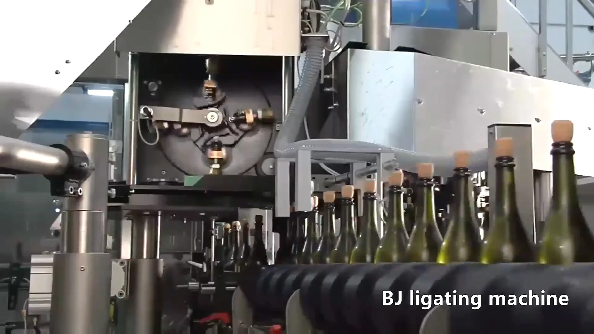 3 In 1 Monoblock Glass Bottle Rinsing Filling Corking Machine For ...