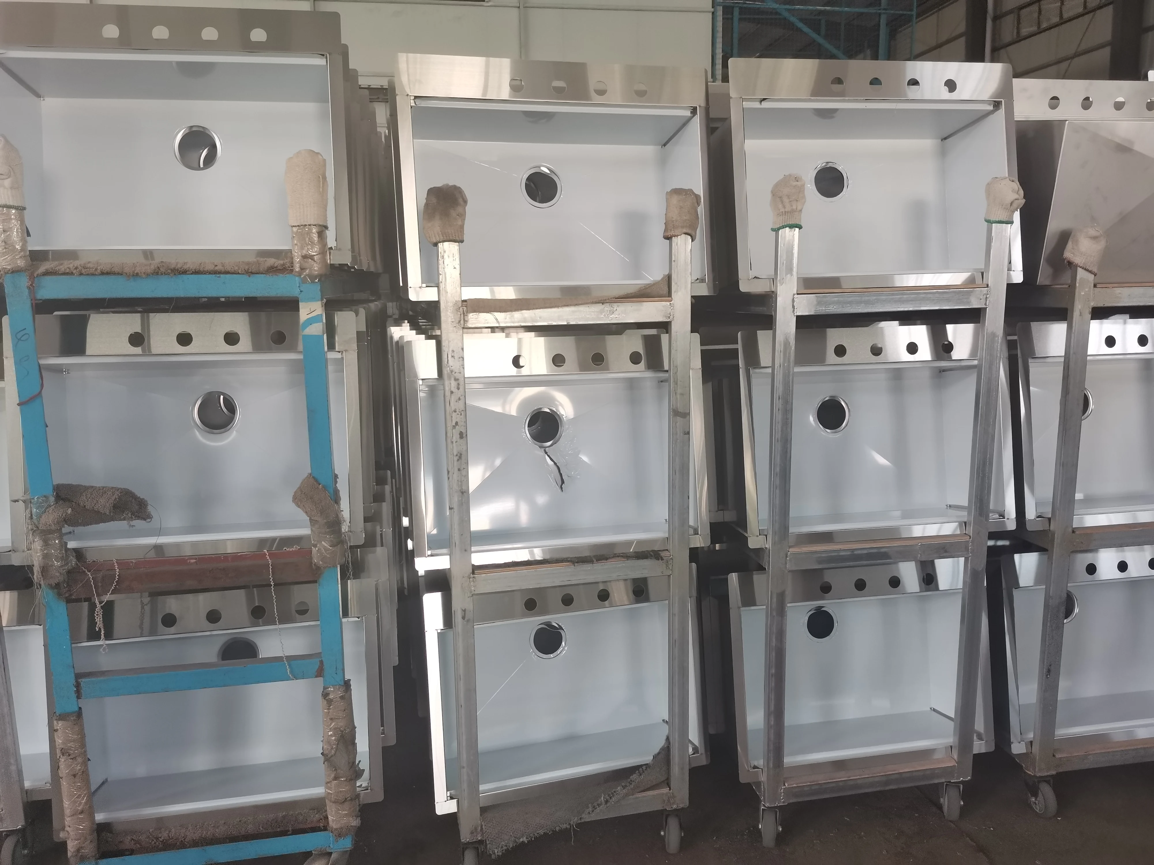 Modern Luxury Commercial Kitchen Sink Hot Single Bowl Undermount Quartz ...