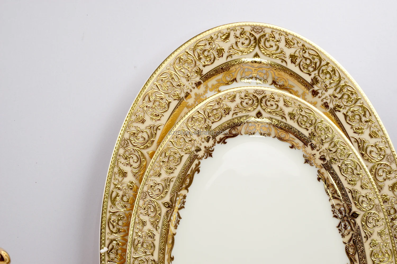 Gold Dinnerware China Fine Ceramic Porcelain Dinner Set