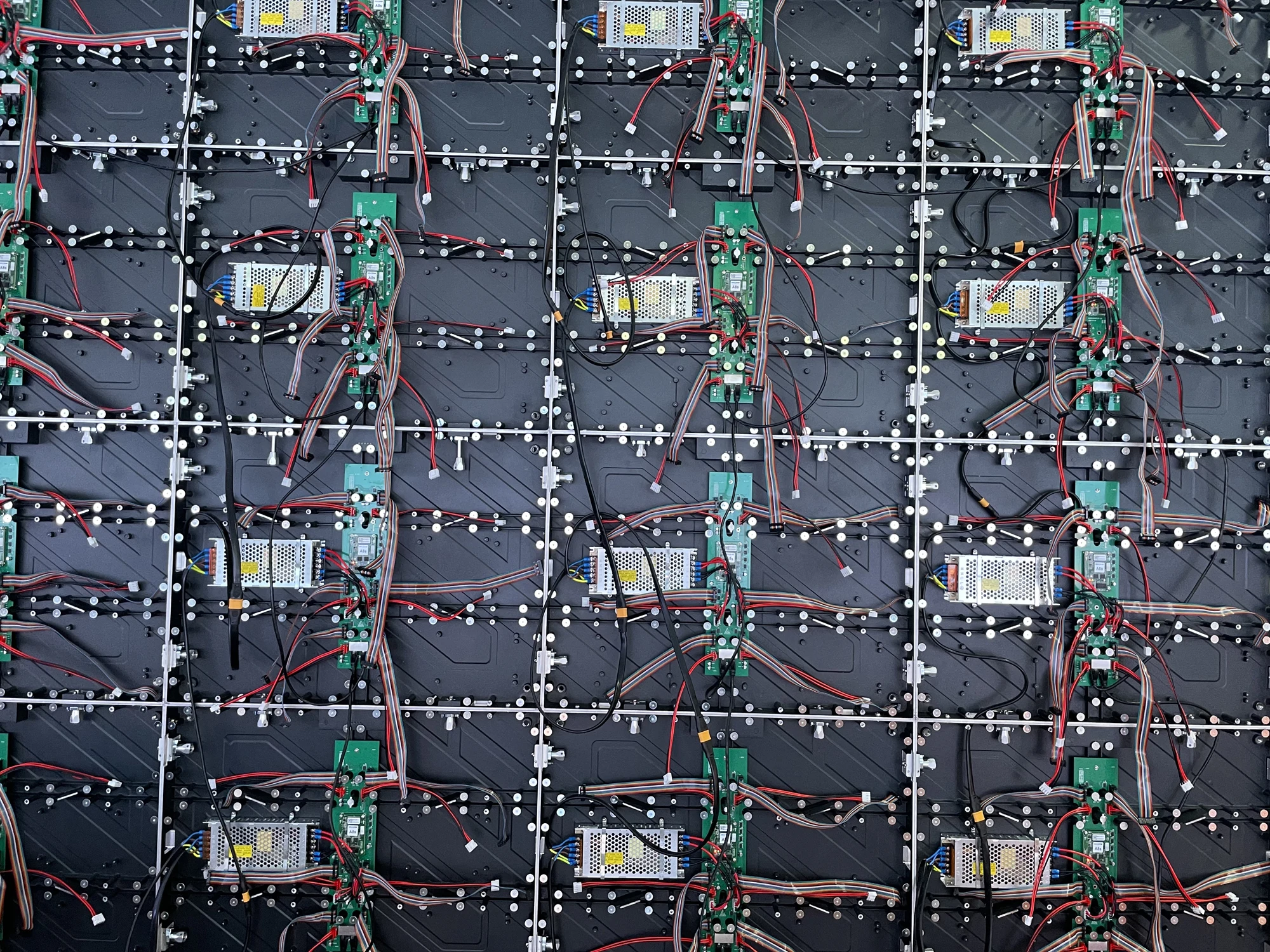 640x480mm Indoor LED Display - 1.86mm Pixel Pitch HD Video Wall