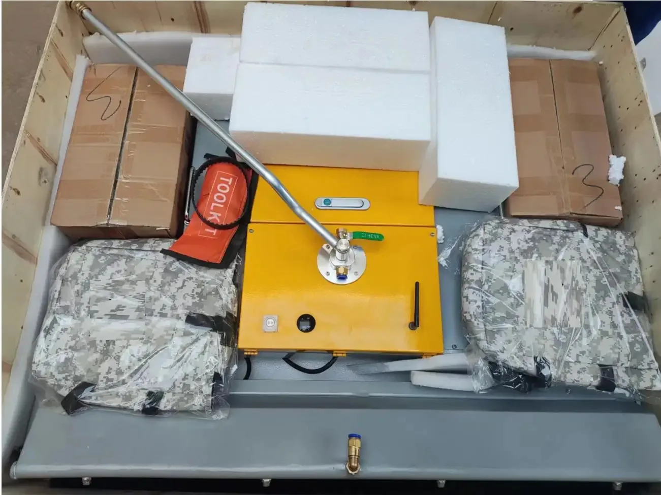 Remote Cleaning Robot Glass Washer Robotic Machine Solar Panel Cleaning ...