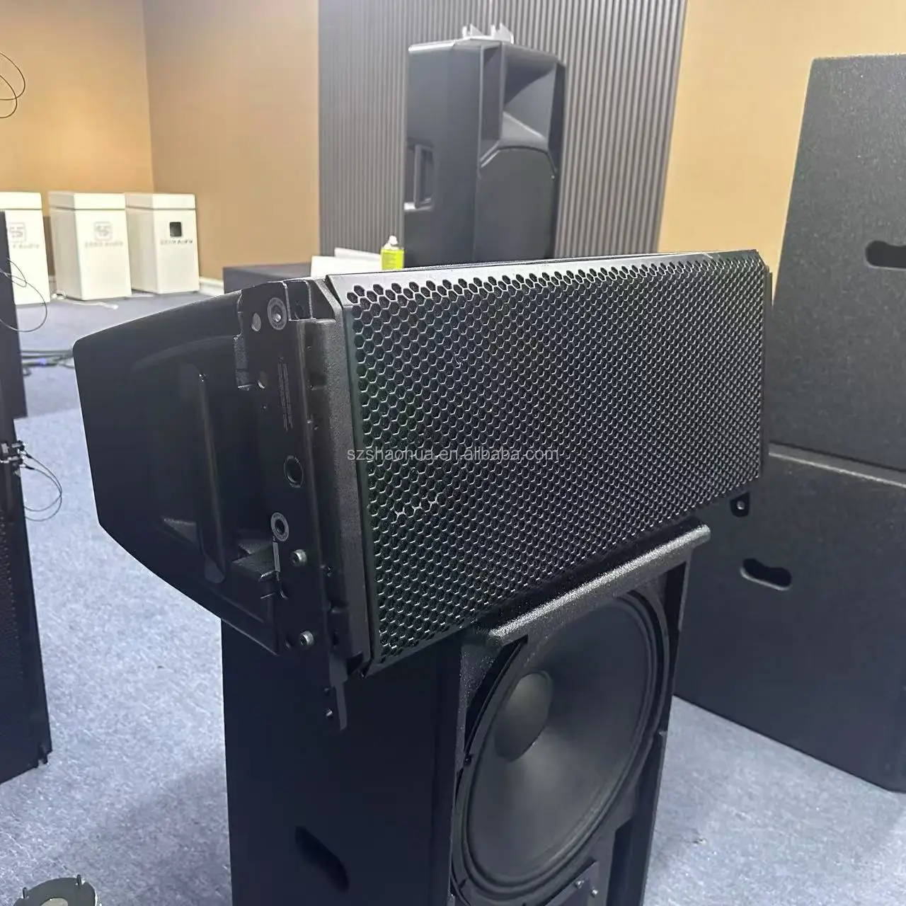 HDL 30-A Line Array Speakers - High Power & Professional Audio