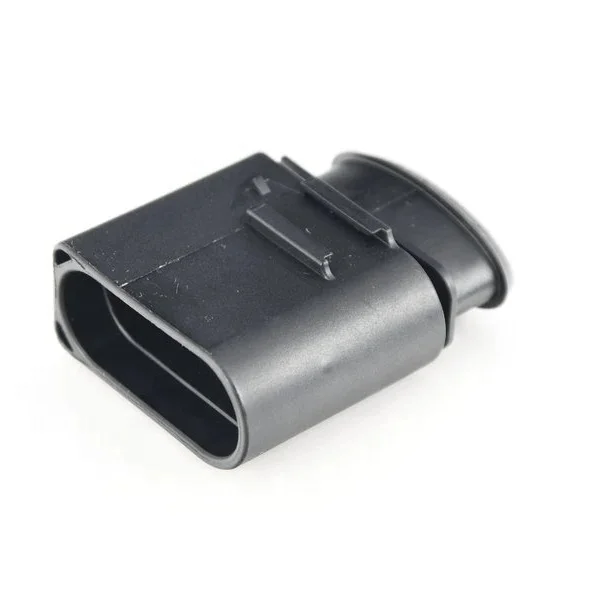 8k0973805 - Reliable 5 Pin Connector for Automotive Use