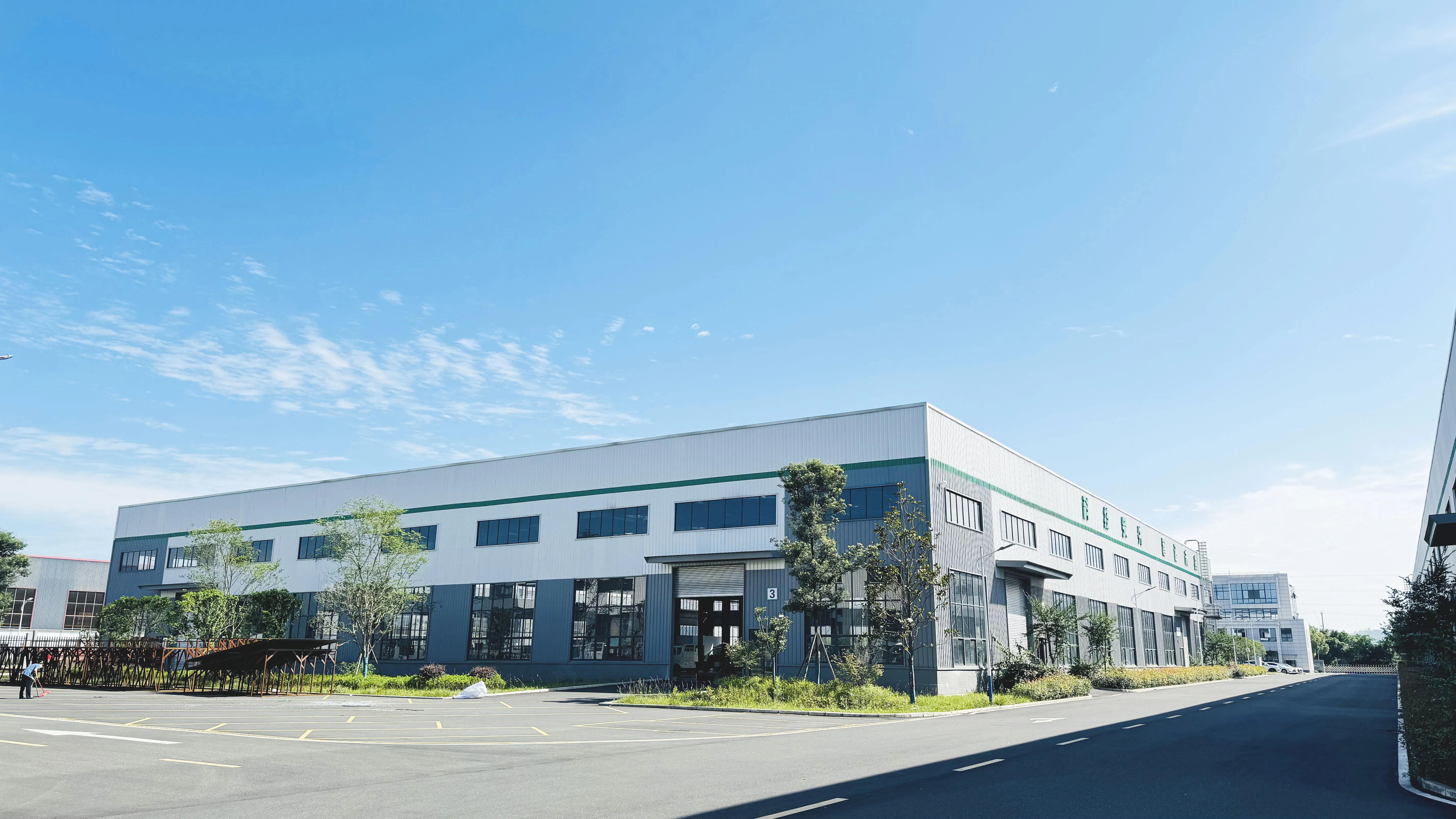 21-Seater Electric Mini Bus 7m Class 2 with Lithium Battery for City ...