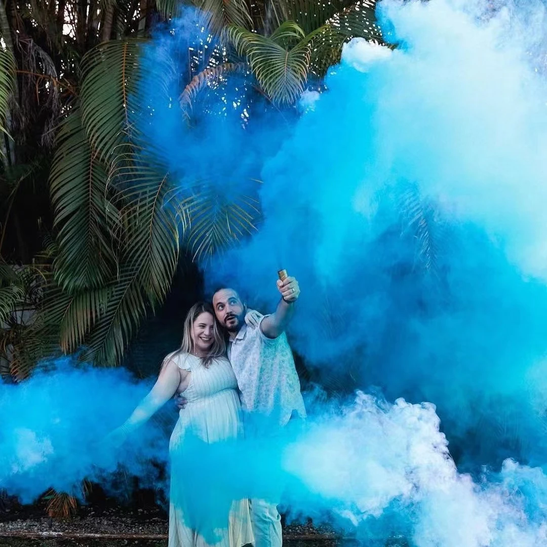 Alibaba.com: Customized Gender Reveal Smoke Bomb, 60 Second Duration ...