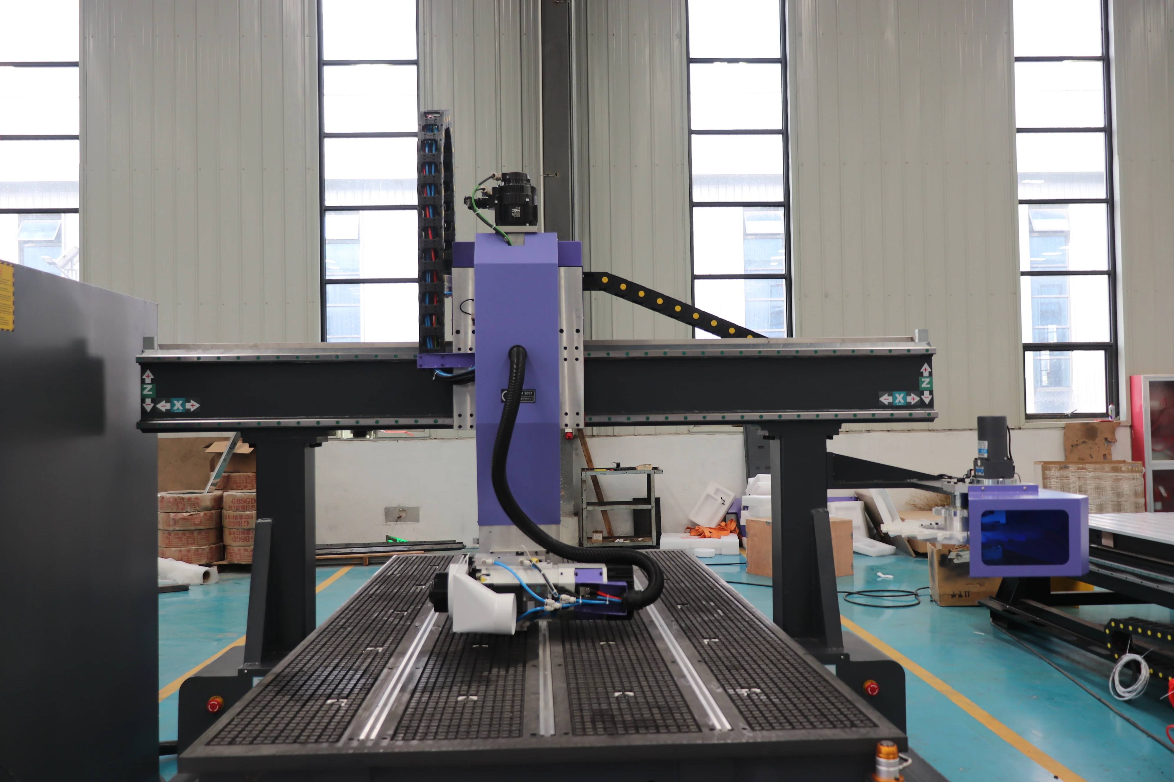 4*8ft 1300*2500mm 4 Axis Wood ATC Cnc Router Atc 3d Wood Engraving Foam ...