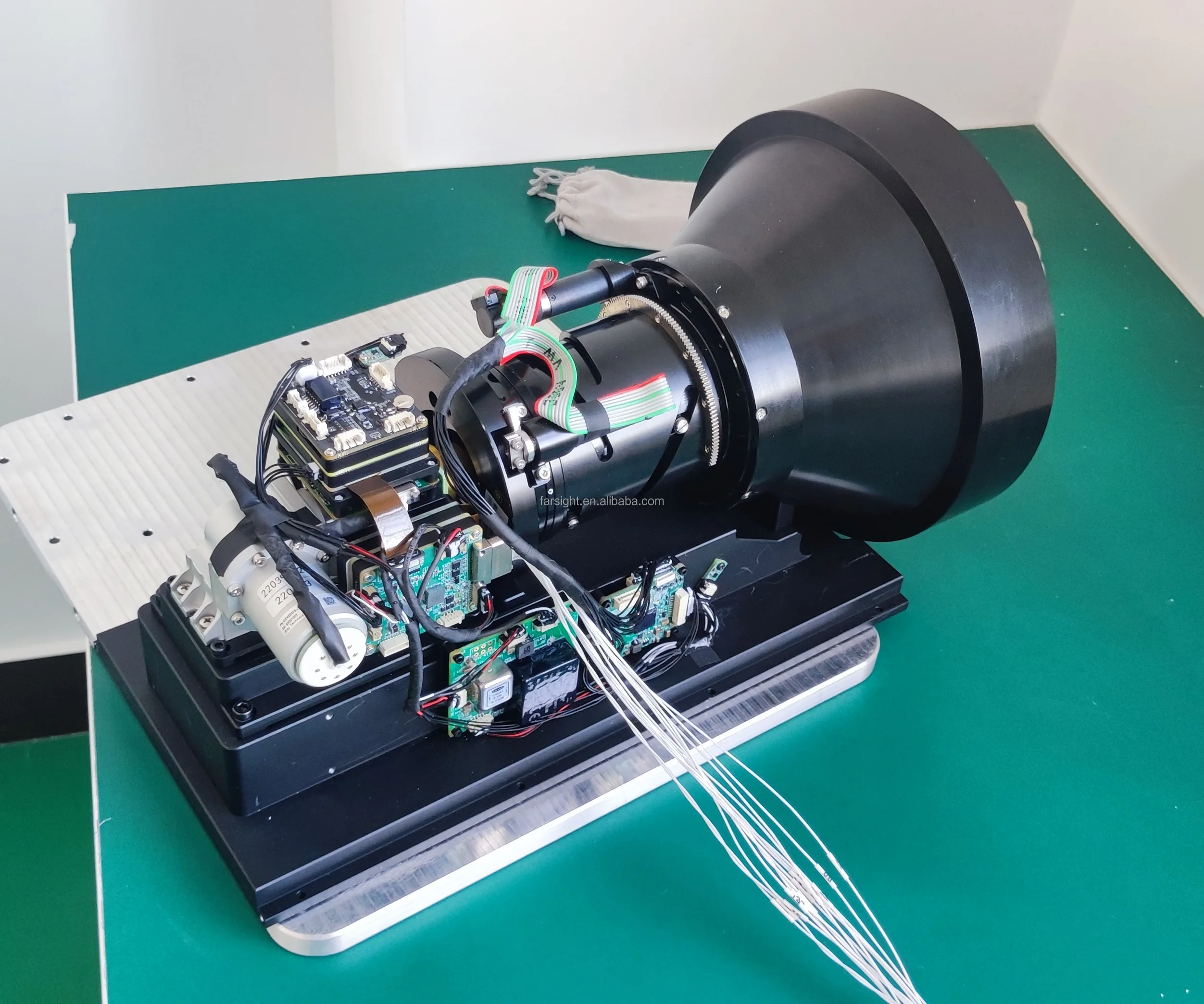 MCT Cooled Sensor Thermal Camera Module with 630mm Athermalized Lens ...