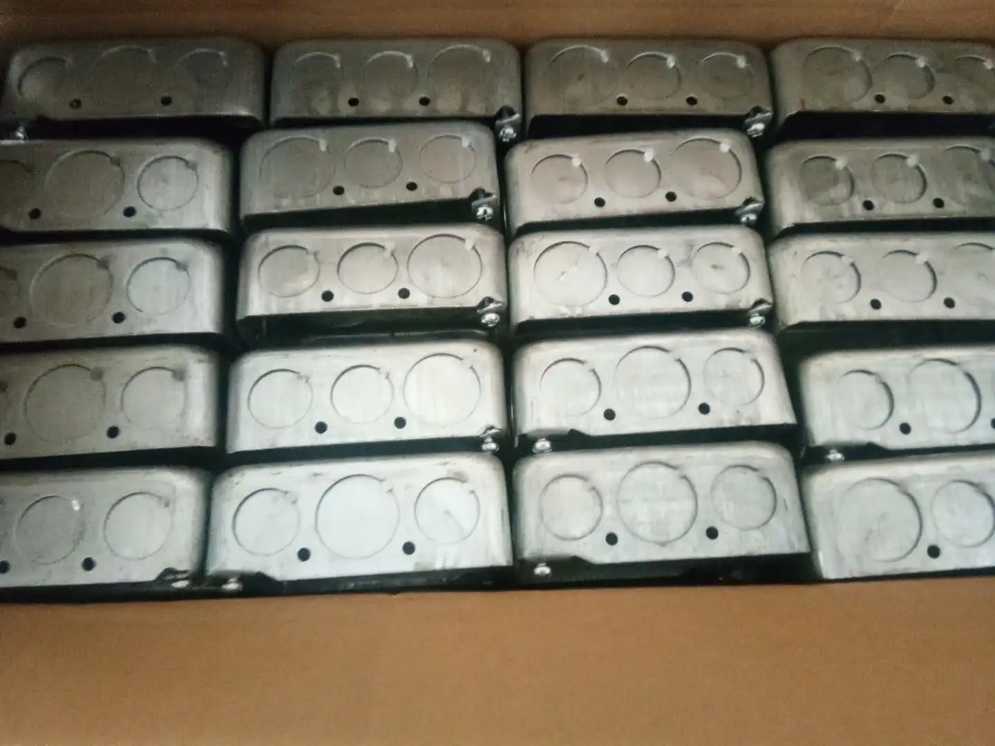 4" Square Electrical Box With Bracket And Mc Clamp - Buy 4" Square ...