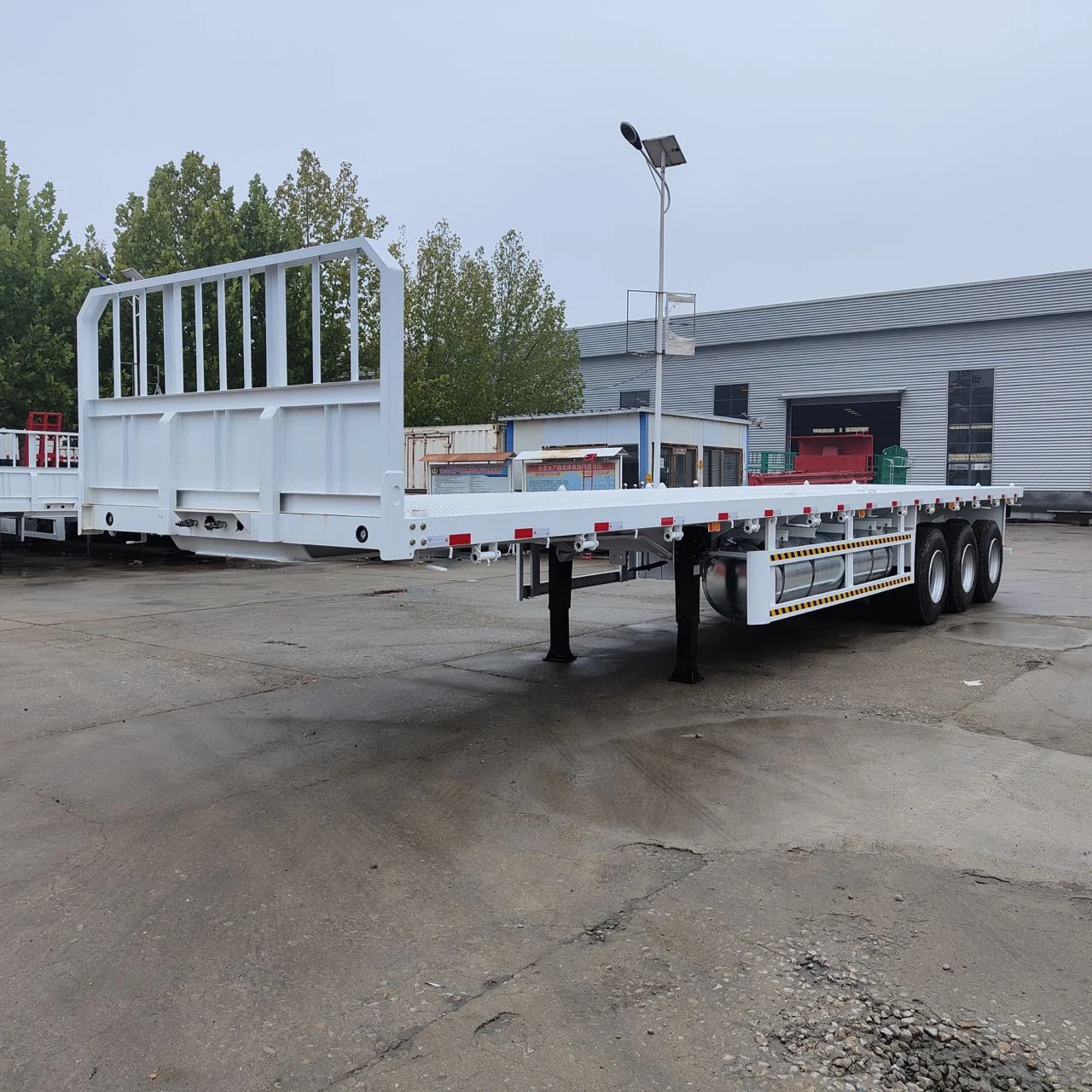 Promotional Quality 3 Axle 40ft Flatbed Container Semi-trailer ...