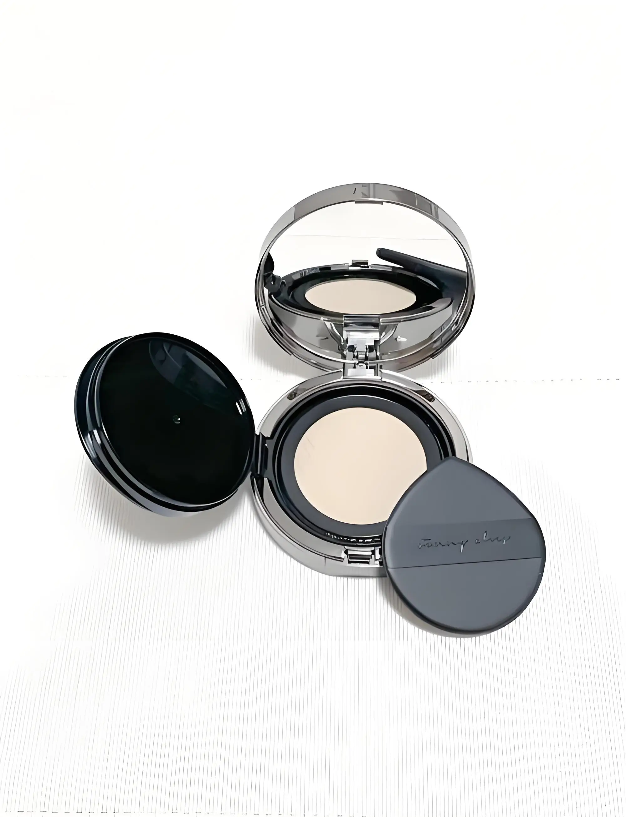Exquisite Powder Puff Cushion Makeup Beauty Egg, Suitable for Both Dry ...