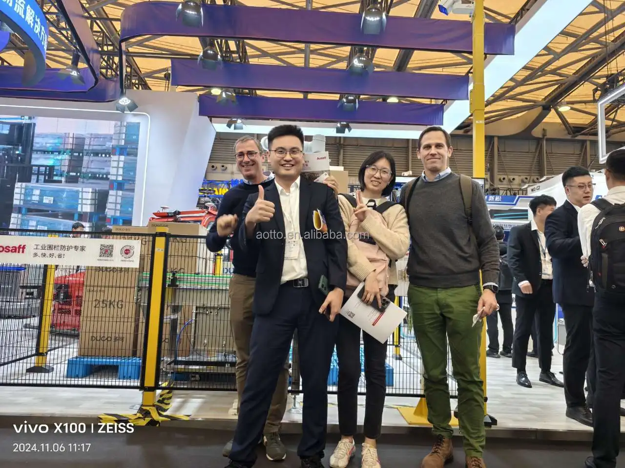 Universal Pneumatic Gripper - Efficient Robot End Effector