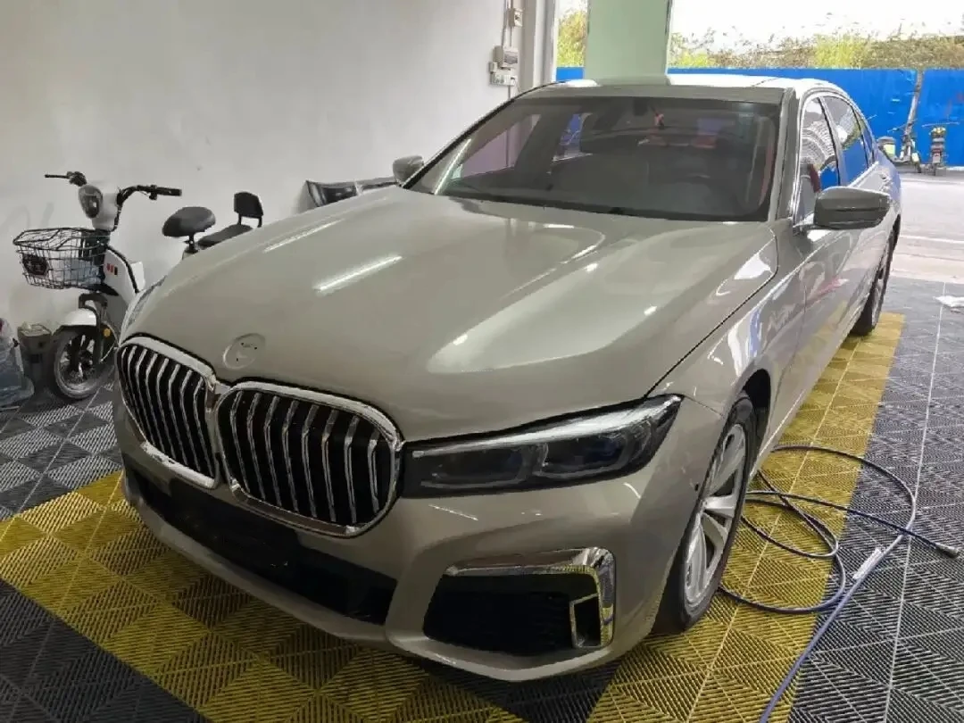 7 Series F01 F02 Bodykit Upgrade - BMW Bumpers & Headlights