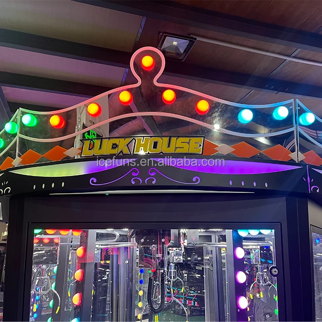 6 Player Prize Cube Crane Carousel Crane Claw Machine for Entertainment