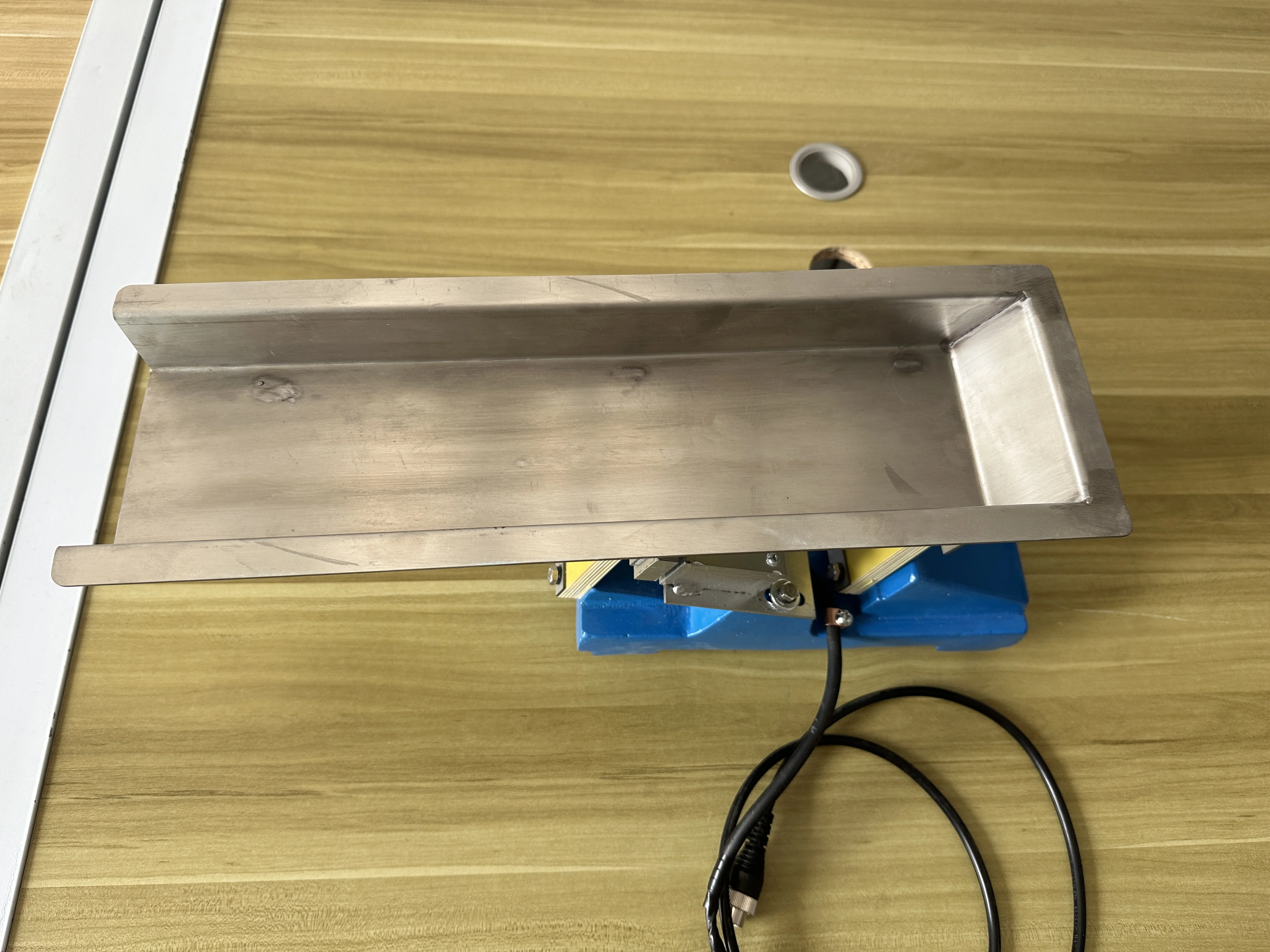 Gzv Series Automatic Vibratory Feeder For Sugar Powder & Oem