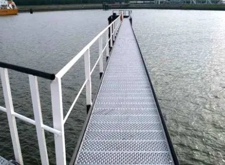 Perforated Metal Diamond Grip Stair Tread Safety Aluminium Grating For ...