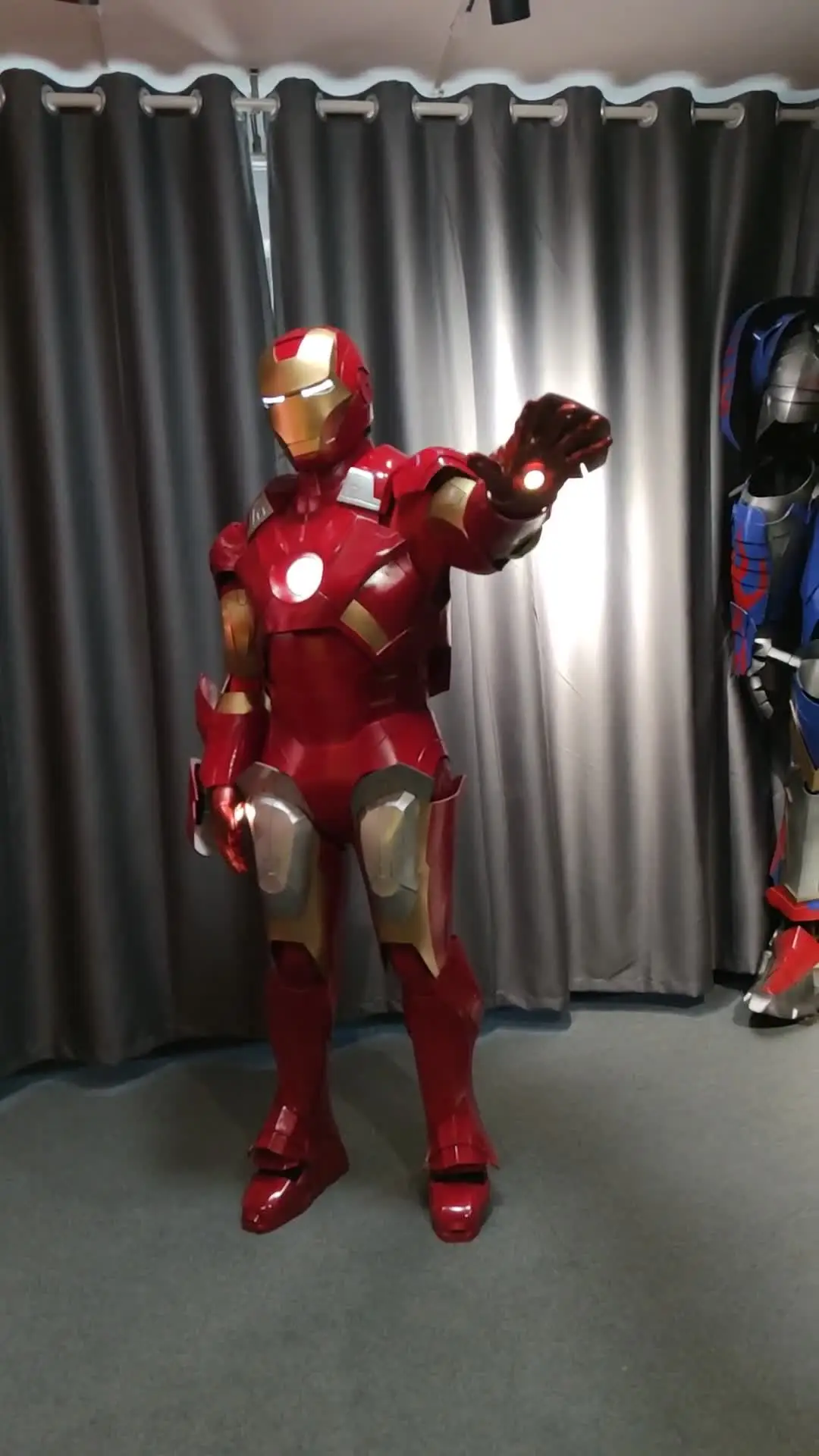 Life Size Iron Suit Man Iron Costume Man Cosplay Tony Stark Mk5 Statue ...