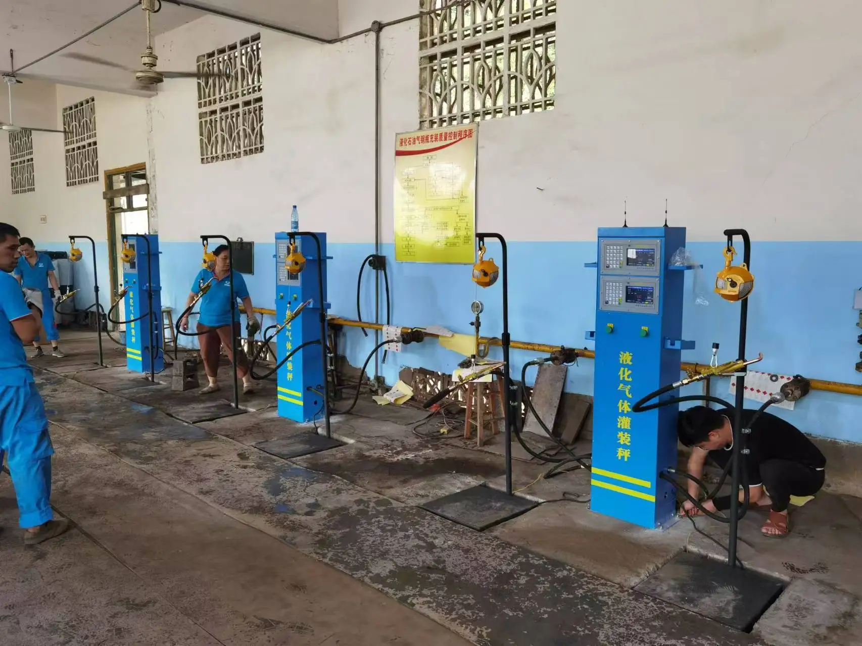 Gas Cylinder Scale - Precision Weighing for LPG Filling