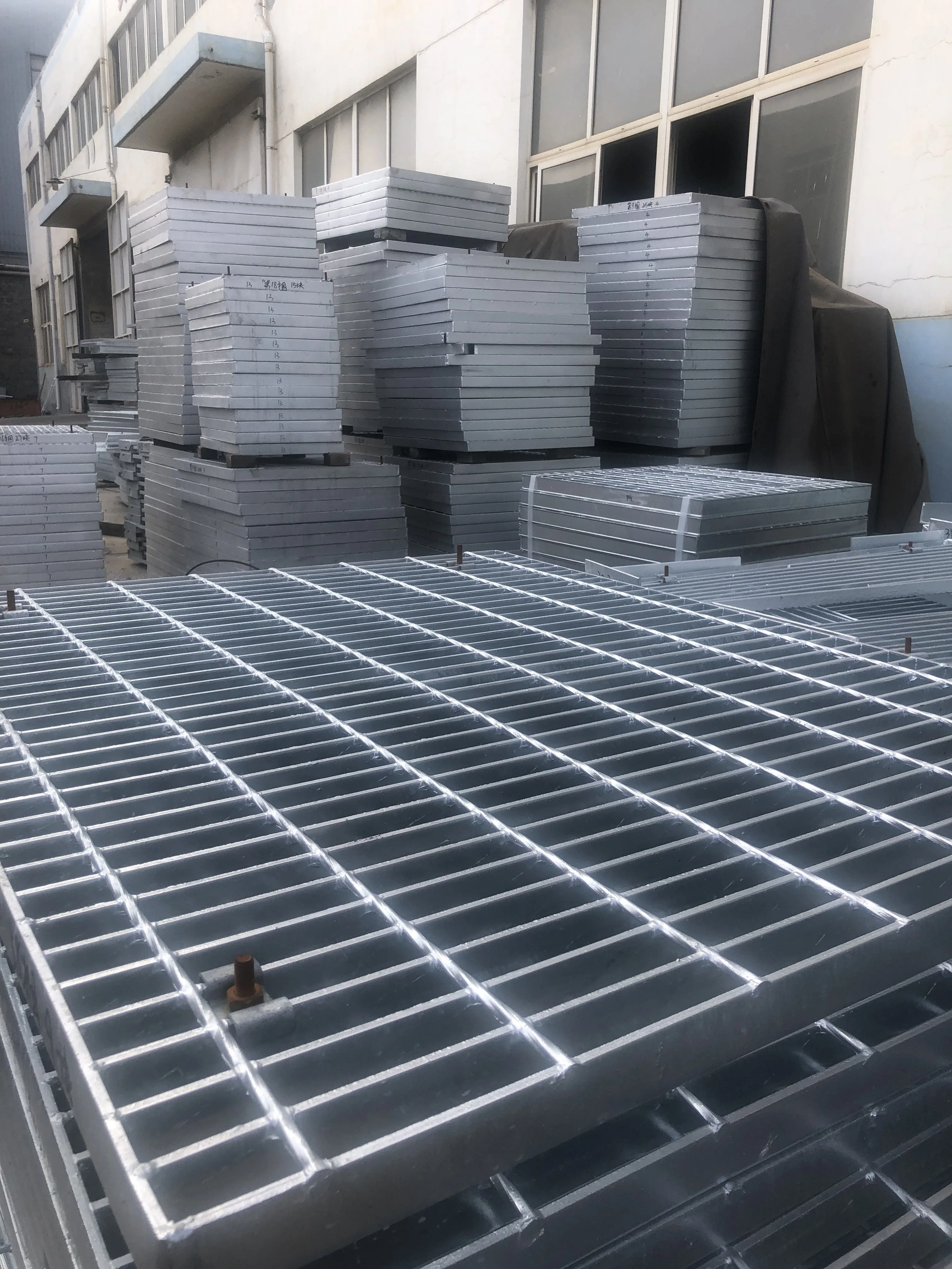 Metal Steel Sidewalk Rainwater Drain Drainage Grate Cover Welded ...