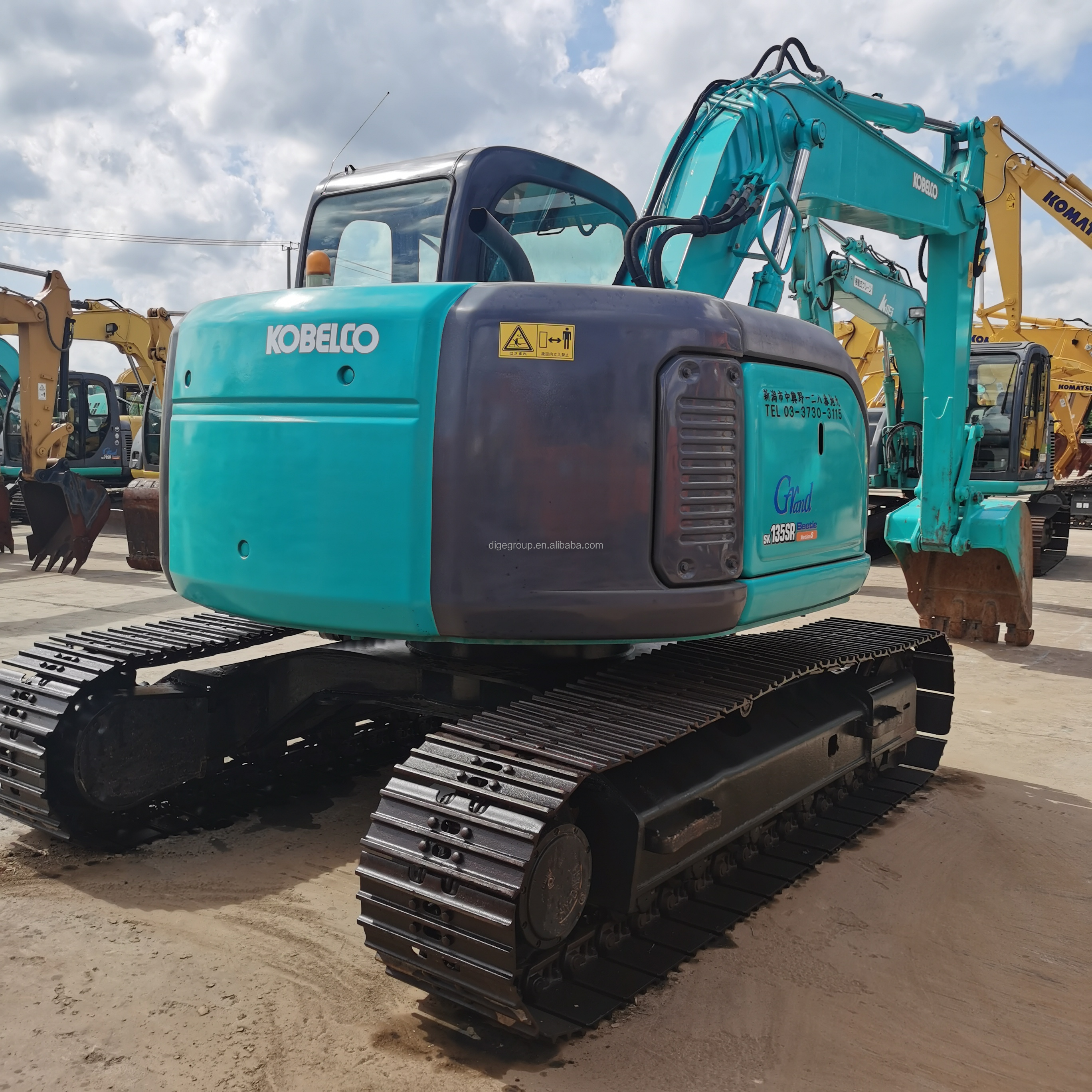 Used Excavator Japan Kobelco Sk135 Digger Used Medium Machinery Used 13 ...