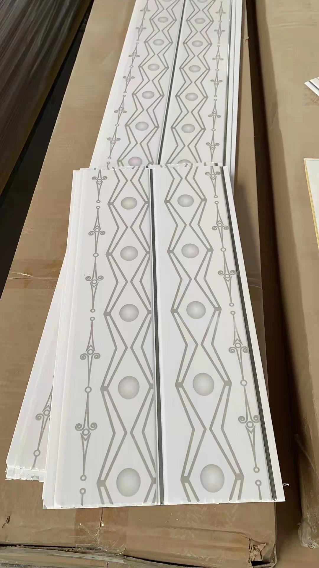 Cheap Light Weight PVC Plastic Waterproof Ceiling Board