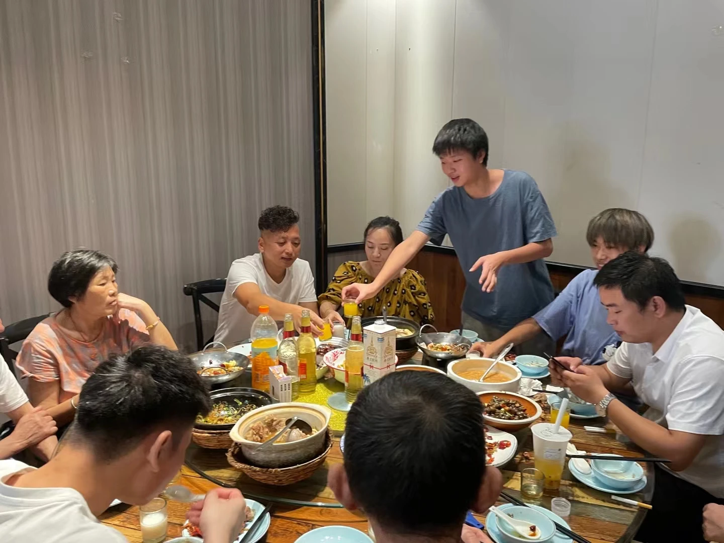 Inflatable Latex Suit Body Inflation Suits Inflatable Blueberry Suit ...