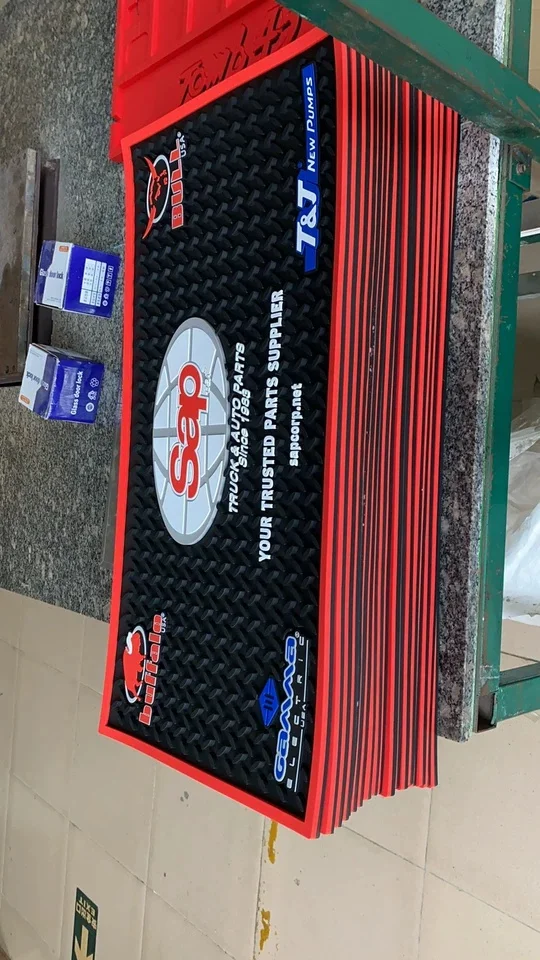 Wholesale Custom Personalized Rubber Bar Mats - Beer Drinker's Dream