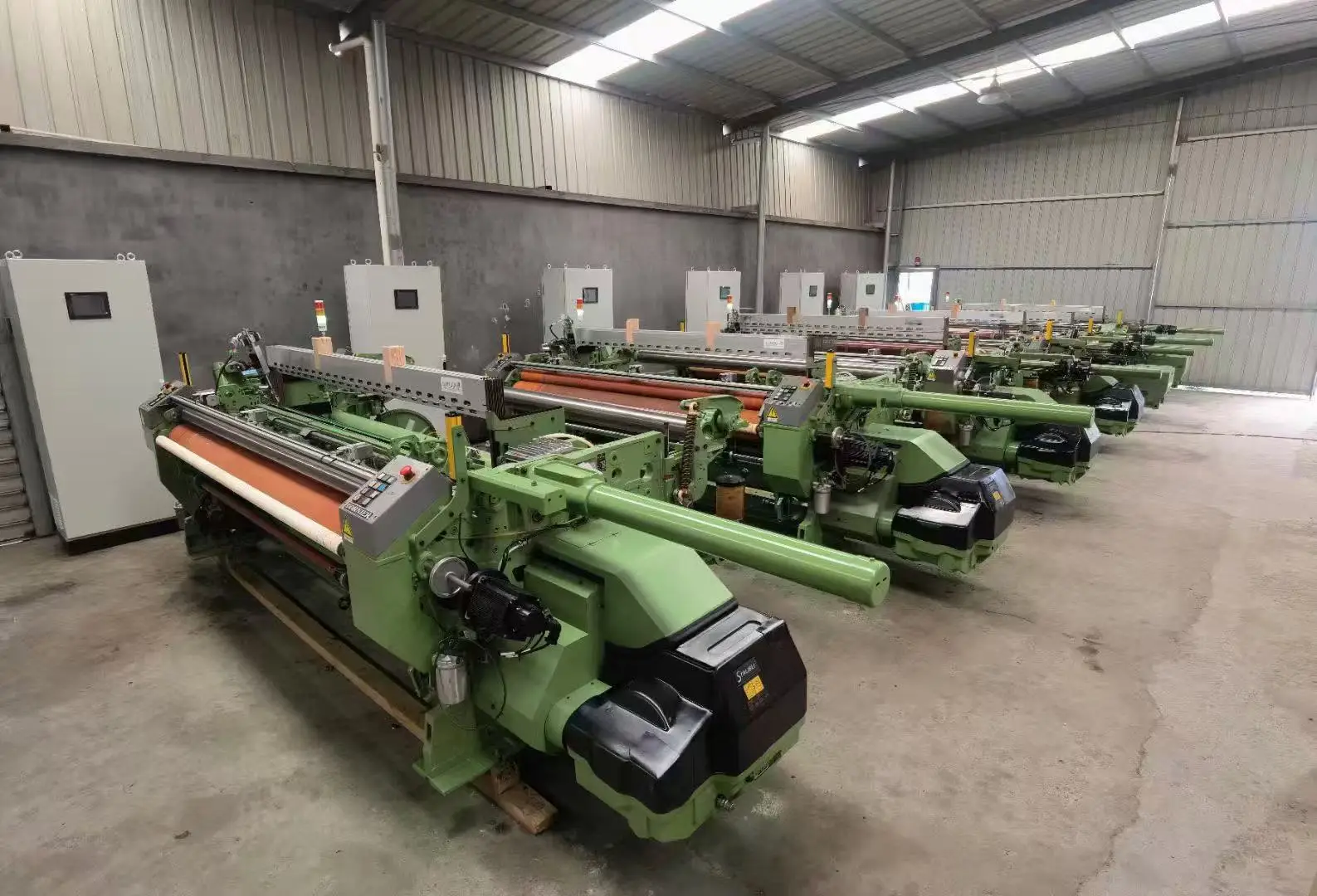 Multi-axis Carbon Fiber Braiding Machine - High Productivity