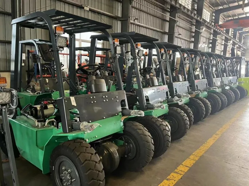 2 Ton Pallet Stacker Storage Station Driving Type Is Applicable To All ...