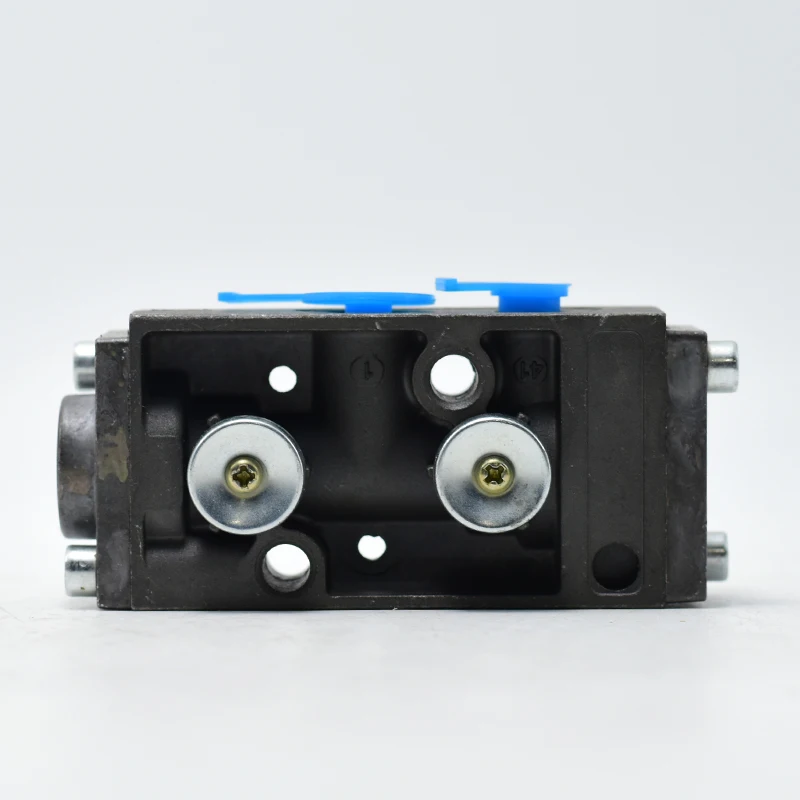 Cheap Factory Price Gearbox Valve 81521706151 Aluminum Alloy for Truck ...