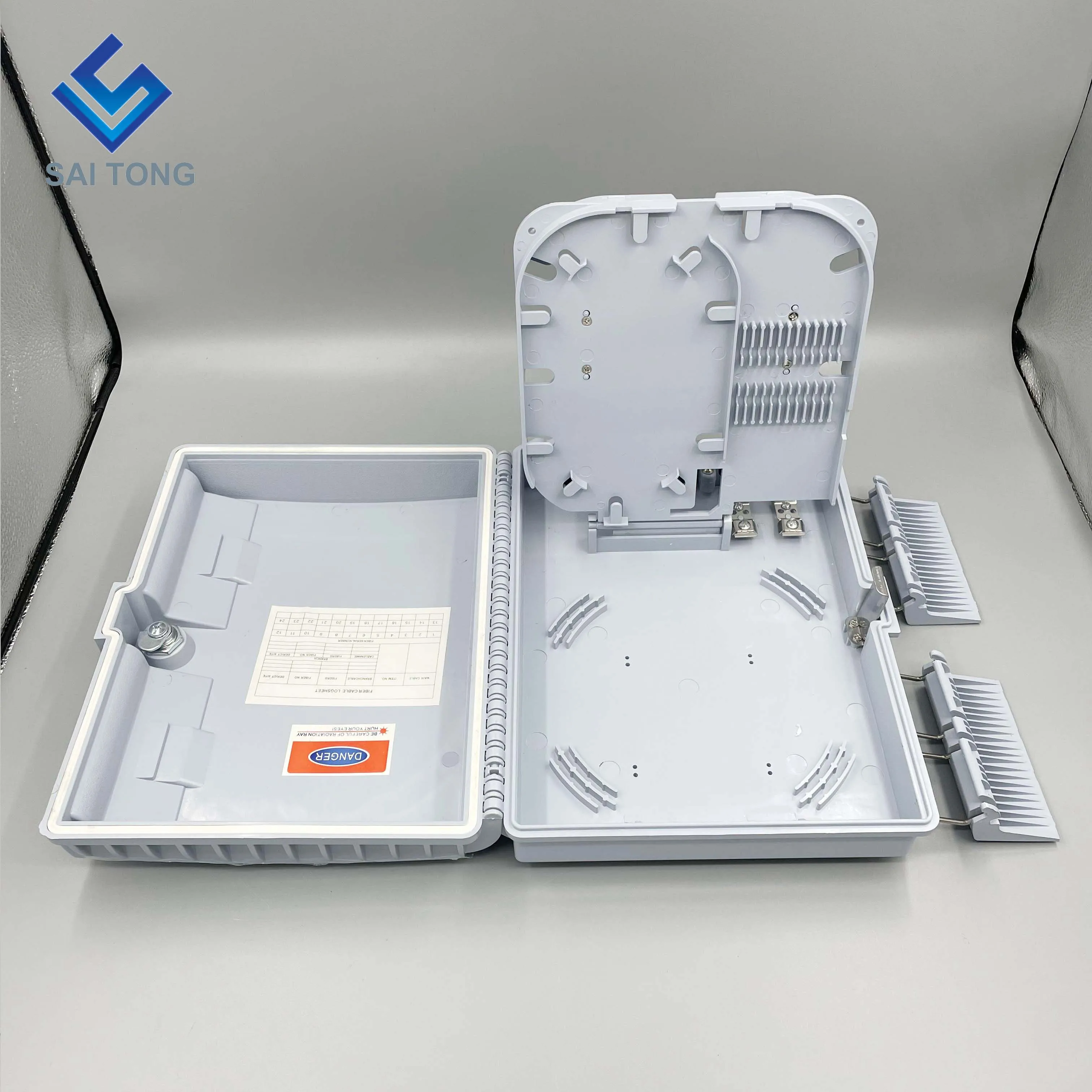 Indoor Outdoor FAT 16 Port FTTH Fiber Terminal Box Fiber Optic Splitter ...